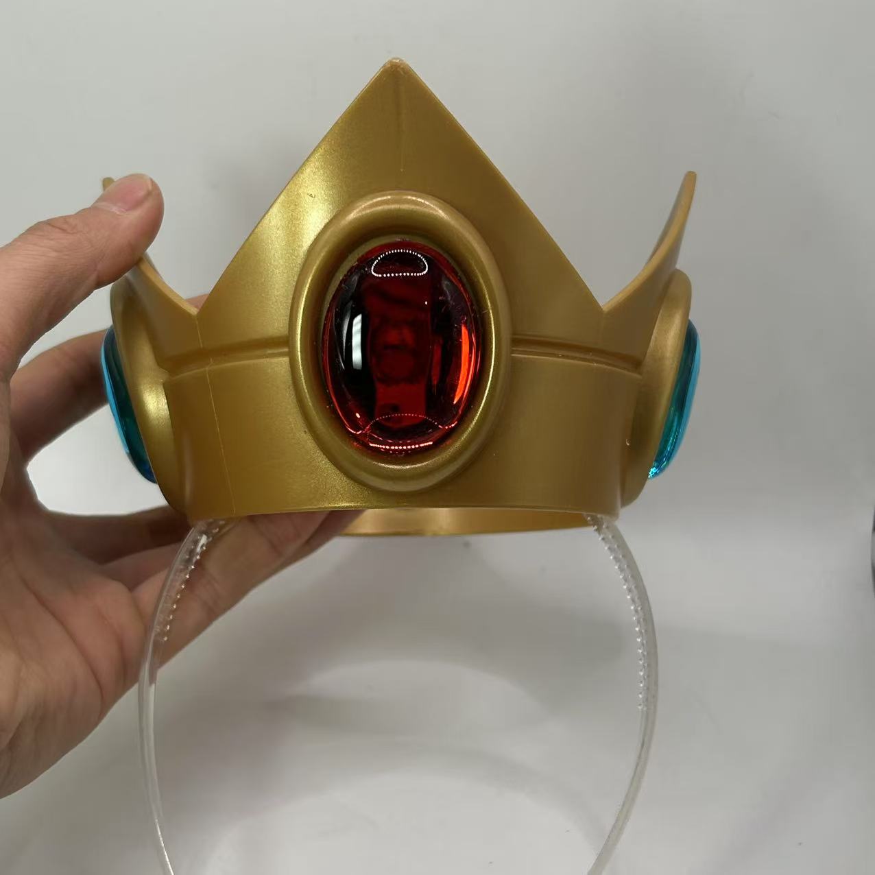 Princess Peach Crown & Amulet – Super Mario Bros Costume for Women & Girls