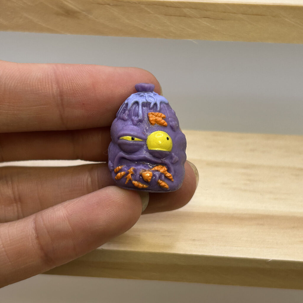 The Trash Pack Gross Ghost Series 5 – Rare #915 Garbage Bag Collectible