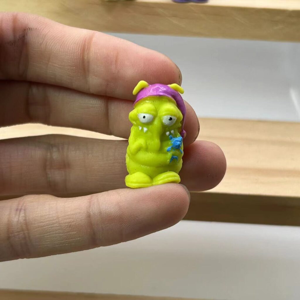 The Trash Pack Gross Ghost Series 3 – Rare #431 Ugly Bed Bug Collectible